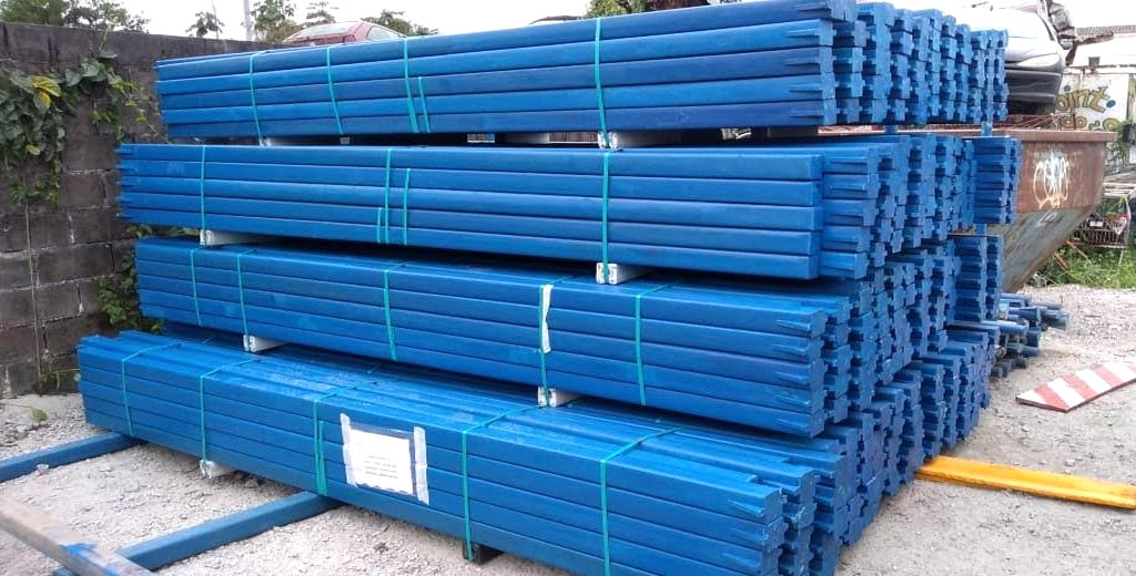 Plastic Pole in A dos Cunhados: use a sustainable product – Ecoposte